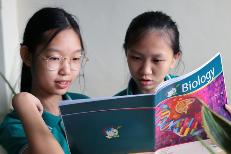 Lower Secondary Levels (Grades 6-8) – Oakbridge International School